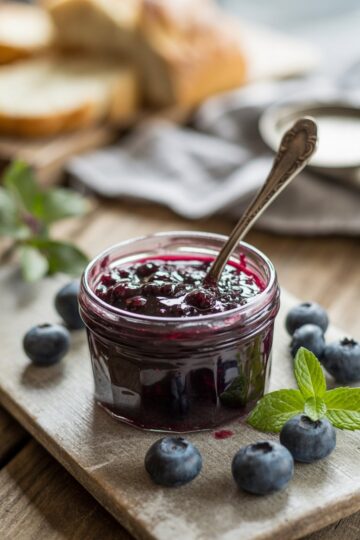 Homemade Blueberry Jam Recipe – Simple and Delicious